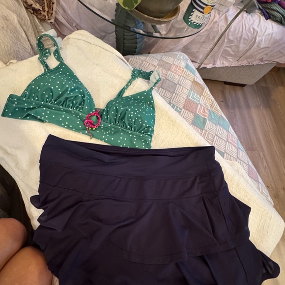 hit rewind & lillie green | Swim | Green Polka Dot Bikini Top Hit ...